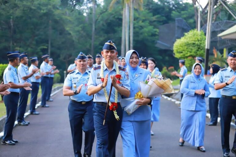 Kosek IKN Gelar Passing In dan Passing Out Parade