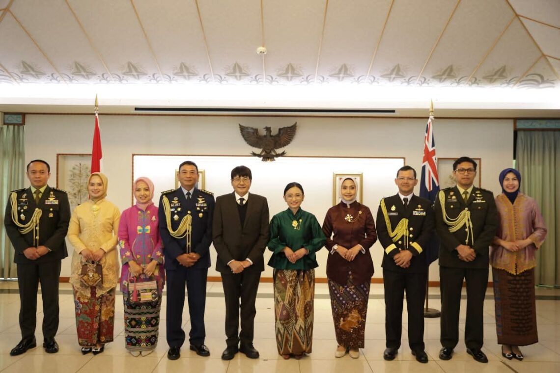 Peringatan HUT ke-80 Tentara Nasional Indonesia di KBRI Canberra